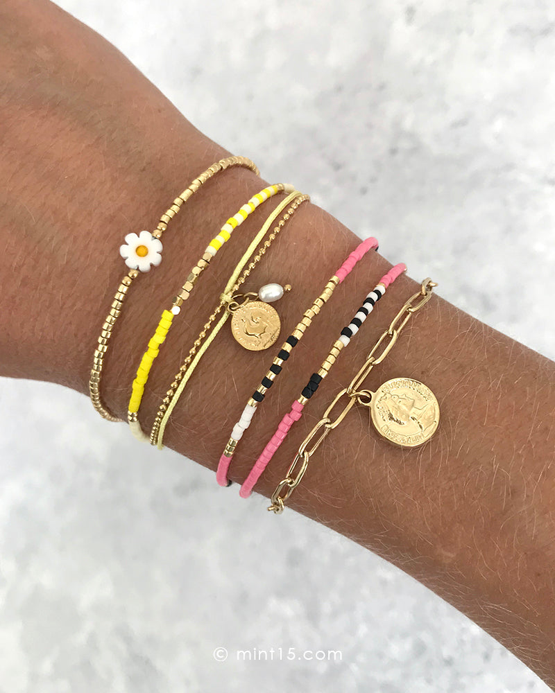 Delicate Wrap Bracelet - Hot Pink – Mint15